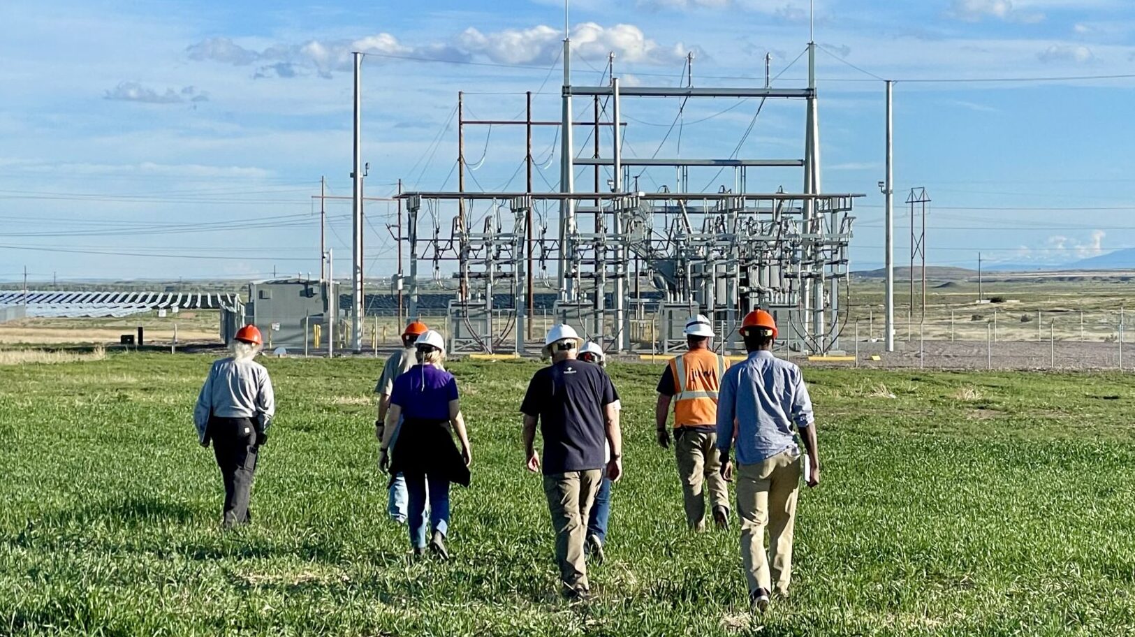 Pikes Peak LMAG Tours 175 MW Pike Solar Array - IEEE Life Members